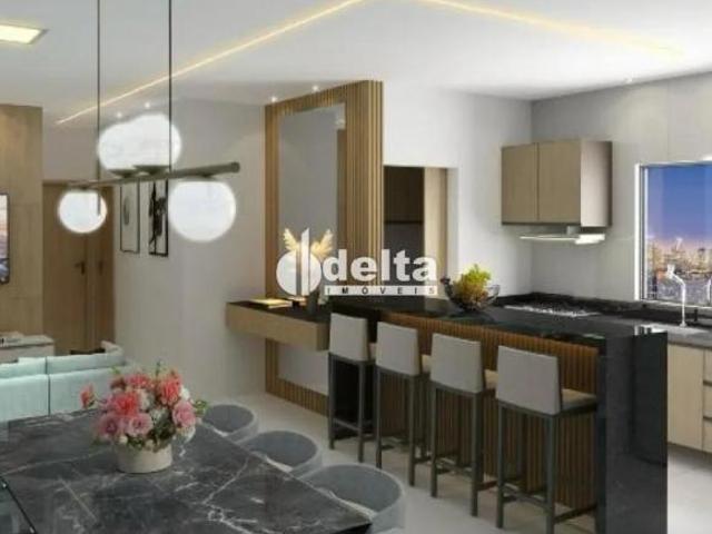 Apartamento com 3 quartos sendo 2 suítes disponível para venda no bairro Grand Ville em Uberlândia