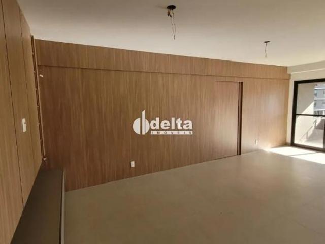 Apartamento com 3 quartos sendo 3 suíte disponível para locação no bairro Jardim Sul em Uberlândia M