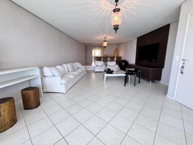 Apartamento com 3 quartos sendo 3 suítes, na praia das Pitangueiras
