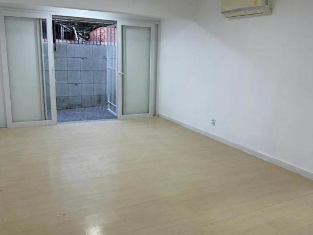 Apartamento com 3 Quartos, térreo com pátio privativo, 1 vaga coberta à Venda, 88m² privativos, só R