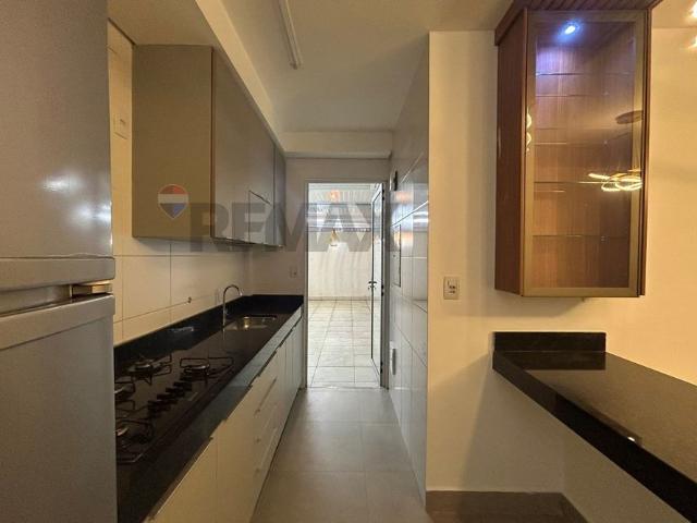 Apartamento com 3 quartos, varanda, 1 suíte e vaga coberta no bairro Ouro Preto