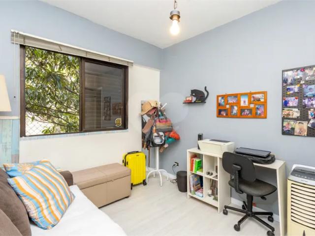 Apartamento com 3 quartos à venda ou para locação em Jardim Das Acácias SP