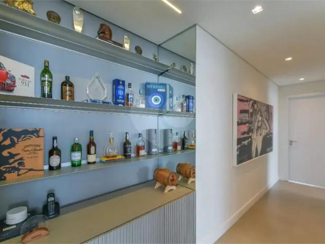 Apartamento com 3 quartos à venda em Cerqueira César SP