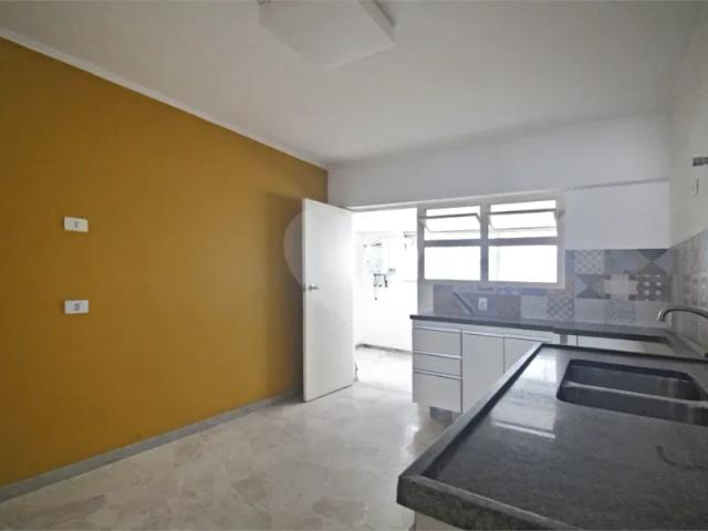 Apartamento com 3 quartos à venda em Consolação SP