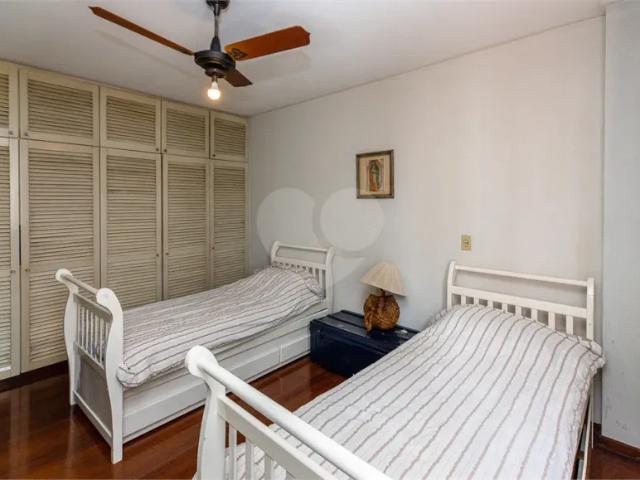 Apartamento com 3 quartos à venda em Indianópolis SP