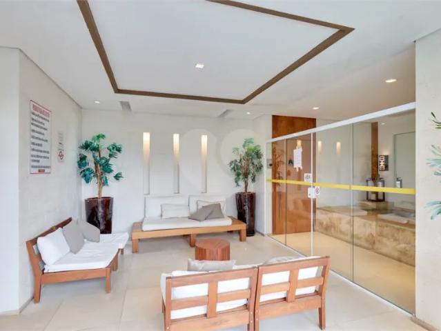 Apartamento à venda com 3 quartos, sendo 1 suíte, no condomínio Las Ventanas, São Paulo SP