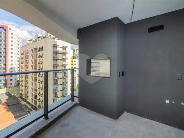 Apartamento com 3 quartos à venda em Vila Olímpia SP