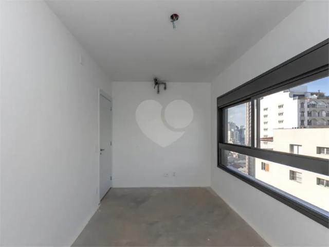 Apartamento com 3 quartos à venda em Vila Olímpia SP