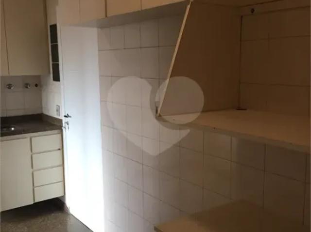 Apartamento com 3 quartos à venda em Vila Olímpia SP