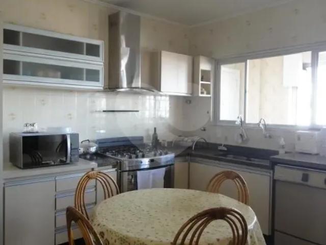 Apartamento com 3 quartos à venda em Vila Pompéia SP