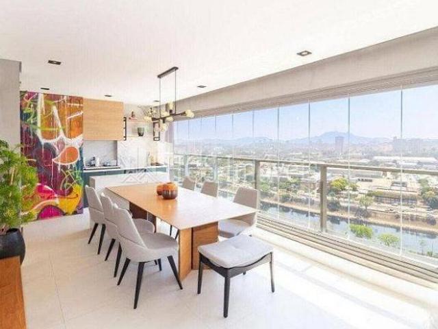 Apartamento com 3 quartos, 147 m², à venda por R$ 2.679.000