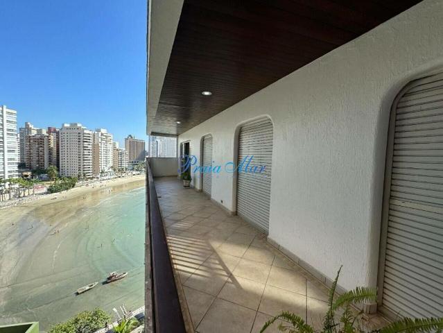 Apartamento com 3 quartos, 151 m²
