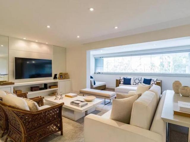 Apartamento com 3 Quartos, 179 m² à Venda, Jardim Londrina