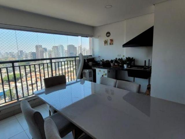 Apartamento com 3 quartos, 107 m² à venda no Tatuapé