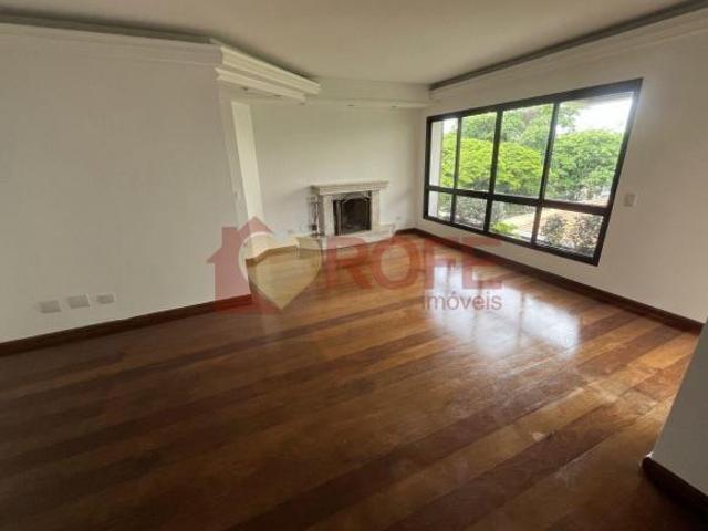 Apartamento com 3 quartos, 110 m², à venda em Moema!