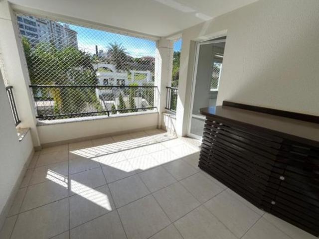 Apartamento com 3 quartos, 118 m² à venda em Vila Bella