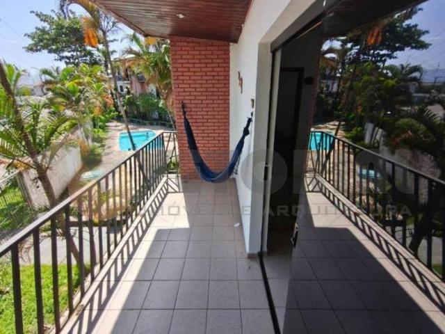 Apartamento com 3 quartos, 135 m², à venda por R$ 360.400 Pontal de S. Marina