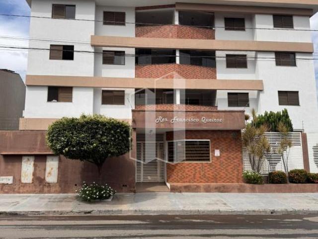 Apartamento com 3 Quartos, 1 Suíte, 2 Vagas e com 82M² Residencial Francisc.