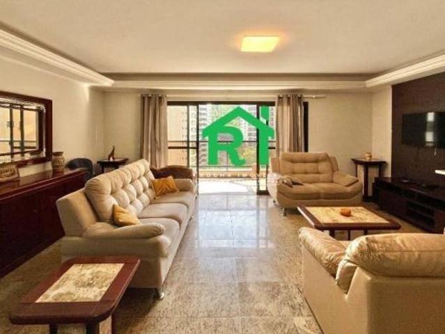 Apartamento com 3 quartos 1 suíte, 2 vagas e lazer à venda em Pitangueiras, Guarujá