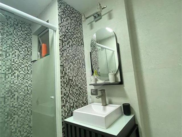 Apartamento com 3 quartos, 1 suíte, 2 salas e 3 banheiros e 10136 à venda no Água Verde