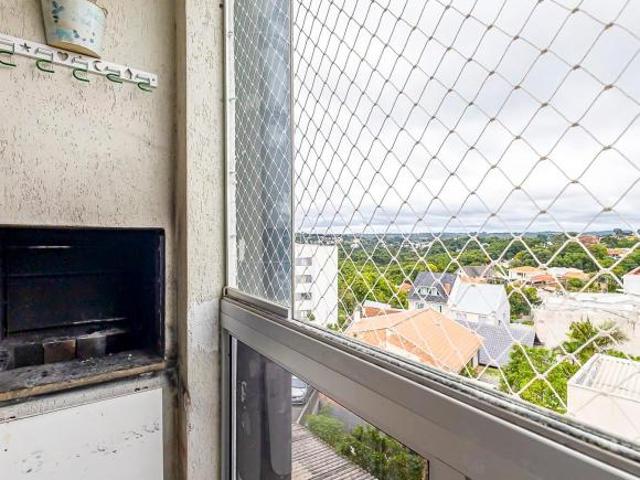 Apartamento com 3 quartos 1 suíte à venda no Vista Alegre – Curitiba | 73m² | Sacada com churrasqu