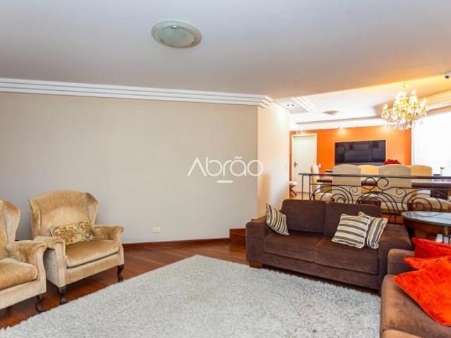 Apartamento com 3 Quartos 1 Suíte à Venda no Batel 217 m² Amplo e Bem Localizado | Ref. 680