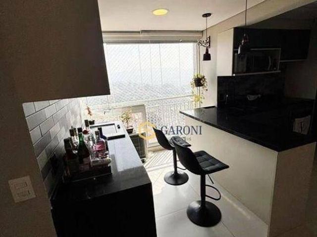 Apartamento com 3 quartos 1 suíte andar alto porteira fechada á venda na Vila Pereira Barreto em P