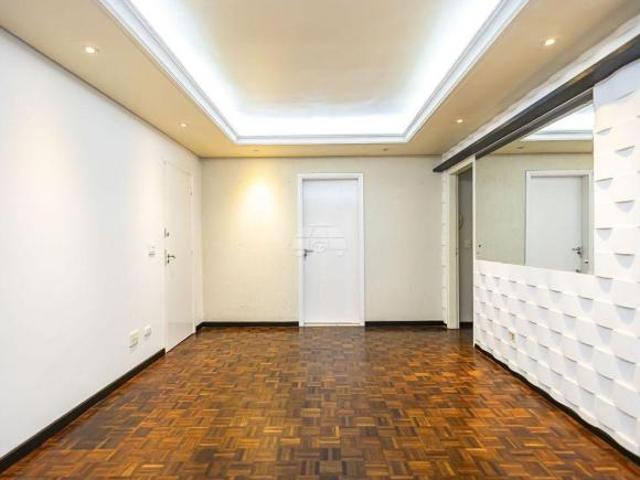 Apartamento com 3 Quartos 1 Suíte e 1 Vaga de Garagem no Água Verde