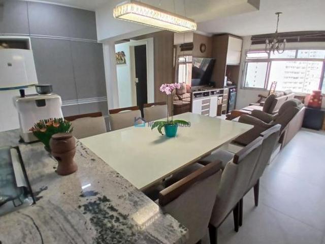 Apartamento com 3 quartos, 1 vaga à venda na Vila Mariana