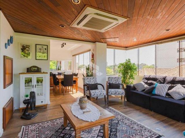 Apartamento com 3 quartos, 2 vagas e 123m² à venda em Cristo Redentor, Porto Alegre