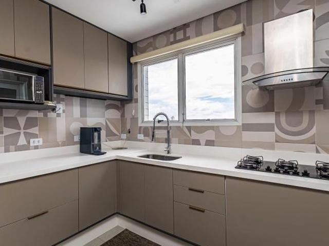 Apartamento com 3 Quartos, 2 Vagas e Vista Panorâmica no Cristo Rei