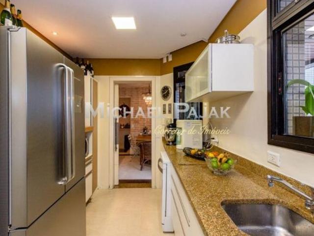 Apartamento com 3 quartos