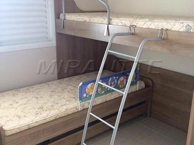Apartamento com 3 quartos