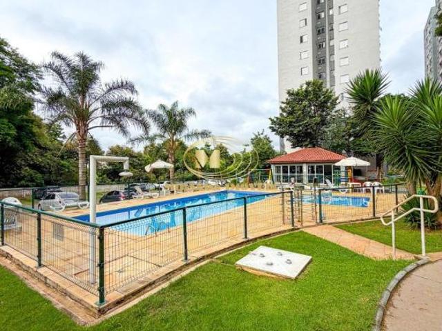 Apartamento com 3 Quartos, 72 m² à Venda em Itaquera