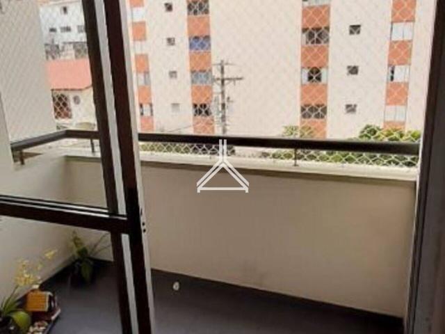 Apartamento com 3 quartos, 73 m²