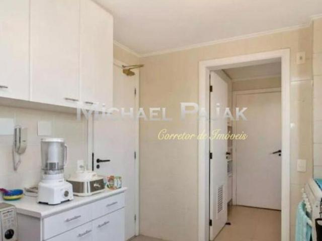 Apartamento com 3 quartos