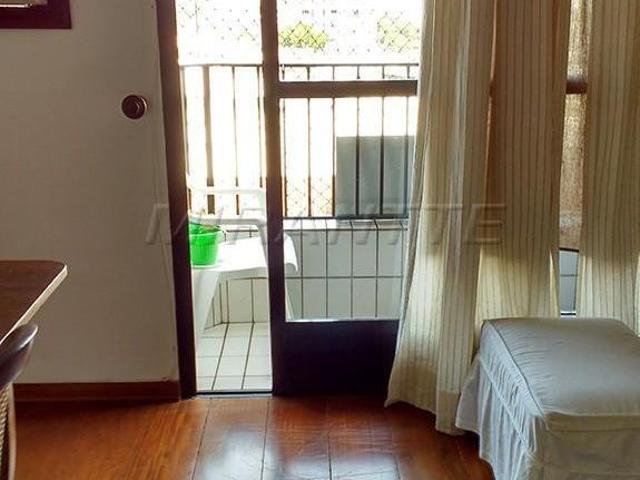 Apartamento com 3 quartos