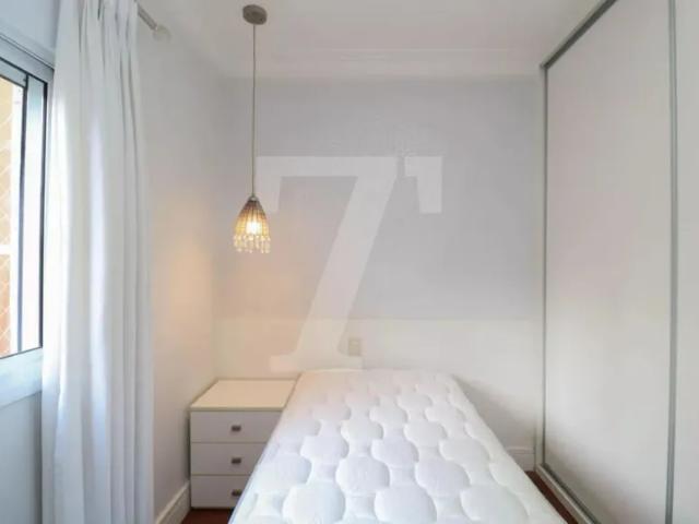 Apartamento com 3 quartso no Paraiso semi mobiliado