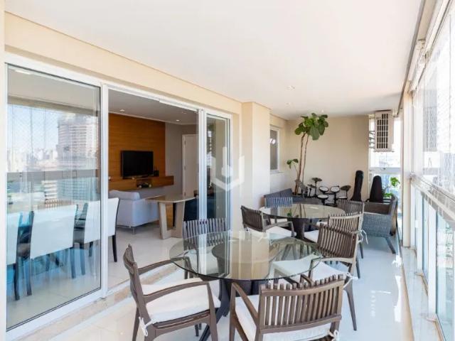 Apartamento de 138m² com 3 suítes ao lado do Morumbi Shopping