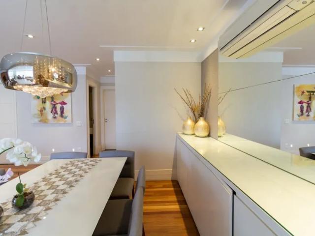 Apartamento com 3 suítes à venda, 181 m² por R$ 6.000.000 Moema São Paulo/SP