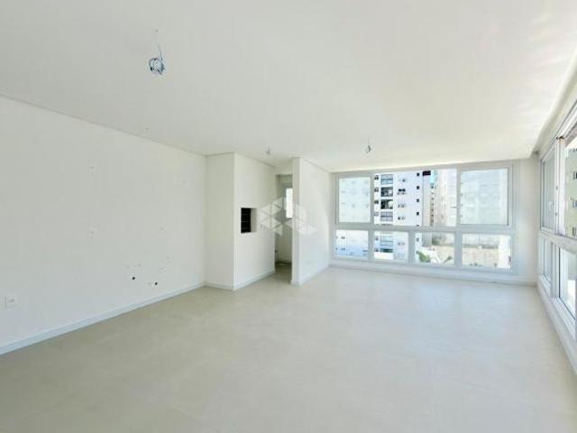 Apartamento com 3 suíte e box/vaga de garagem em Capão da Canoa