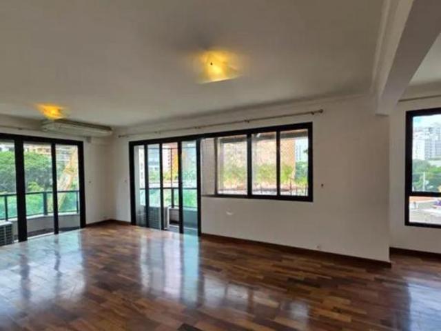 Apartamento com 3 suítes, 3 vagas, 193 m², Vila Uberabinha Moema