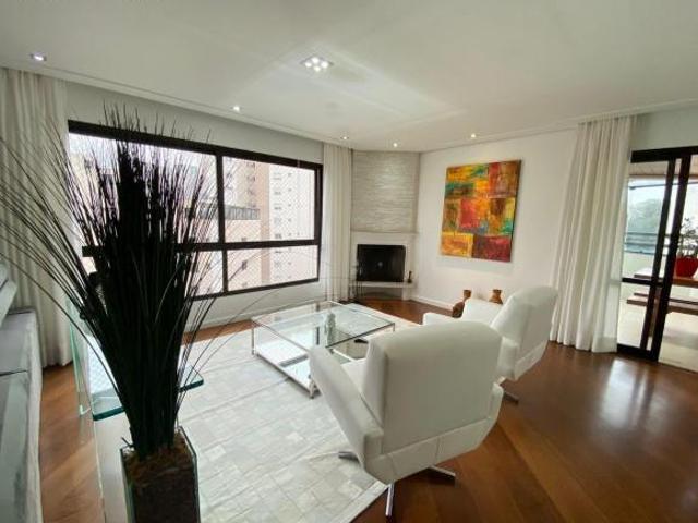 Apartamento com 3 suítes 3 vagas a venda na Vila Andrade