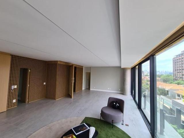 Apartamento com 3 suítes 3 vagas a venda na Vila Nova Conceição