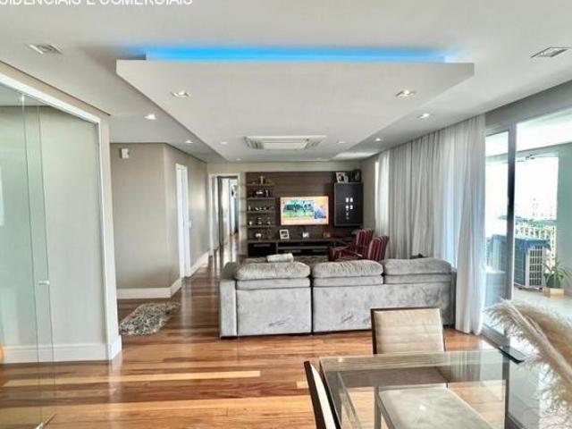 Apartamento com 3 suítes 3 vagas a venda no Morumbi