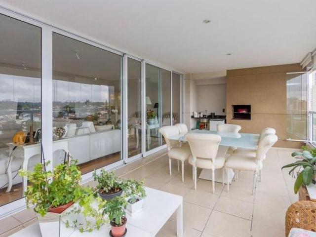 Apartamento com 3 suítes 3 vagas a venda no Campo Belo