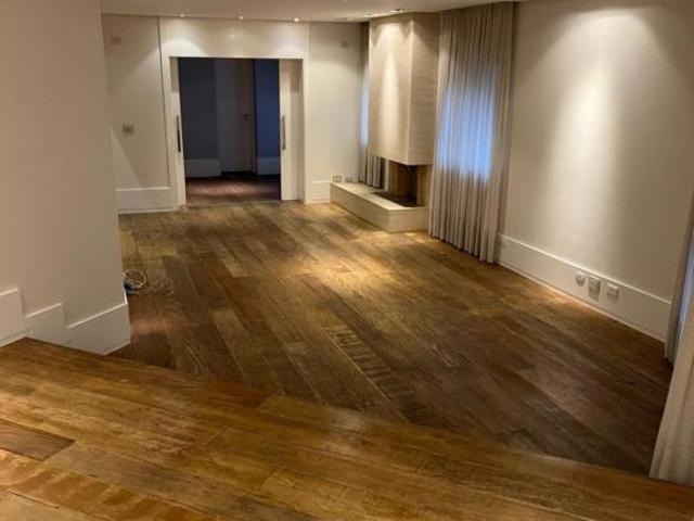 Apartamento com 3 suítes 3 vagas a venda no Itaim Bibi
