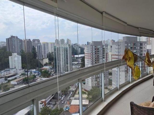 Apartamento com 3 suítes 3 vagas a venda no Panamby