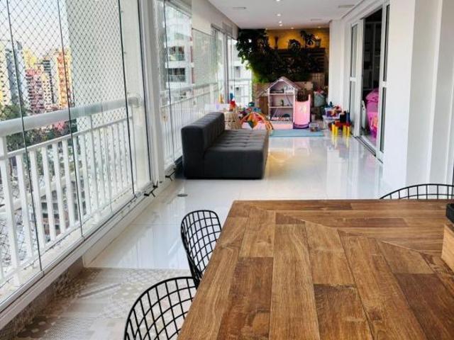 Apartamento com 3 suítes 3 vagas a venda no Panamby