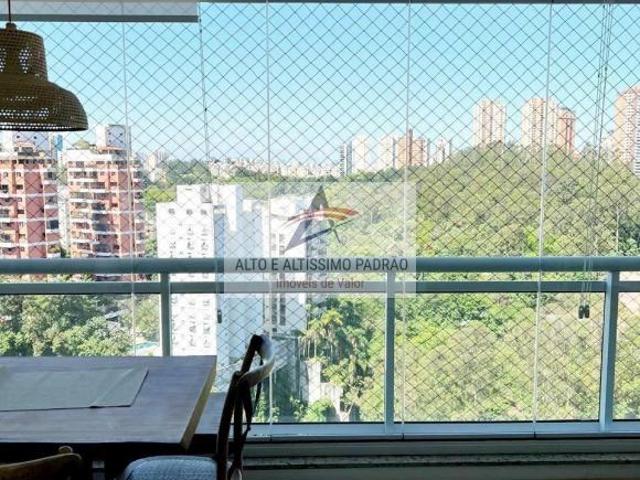 Apartamento com 3 suítes 3 vagas a venda no Panamby